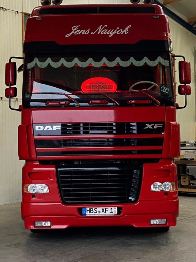 DAF XF95 do pracy w ciepłe miesiące, po remoncie blacharskim i tuningu ...